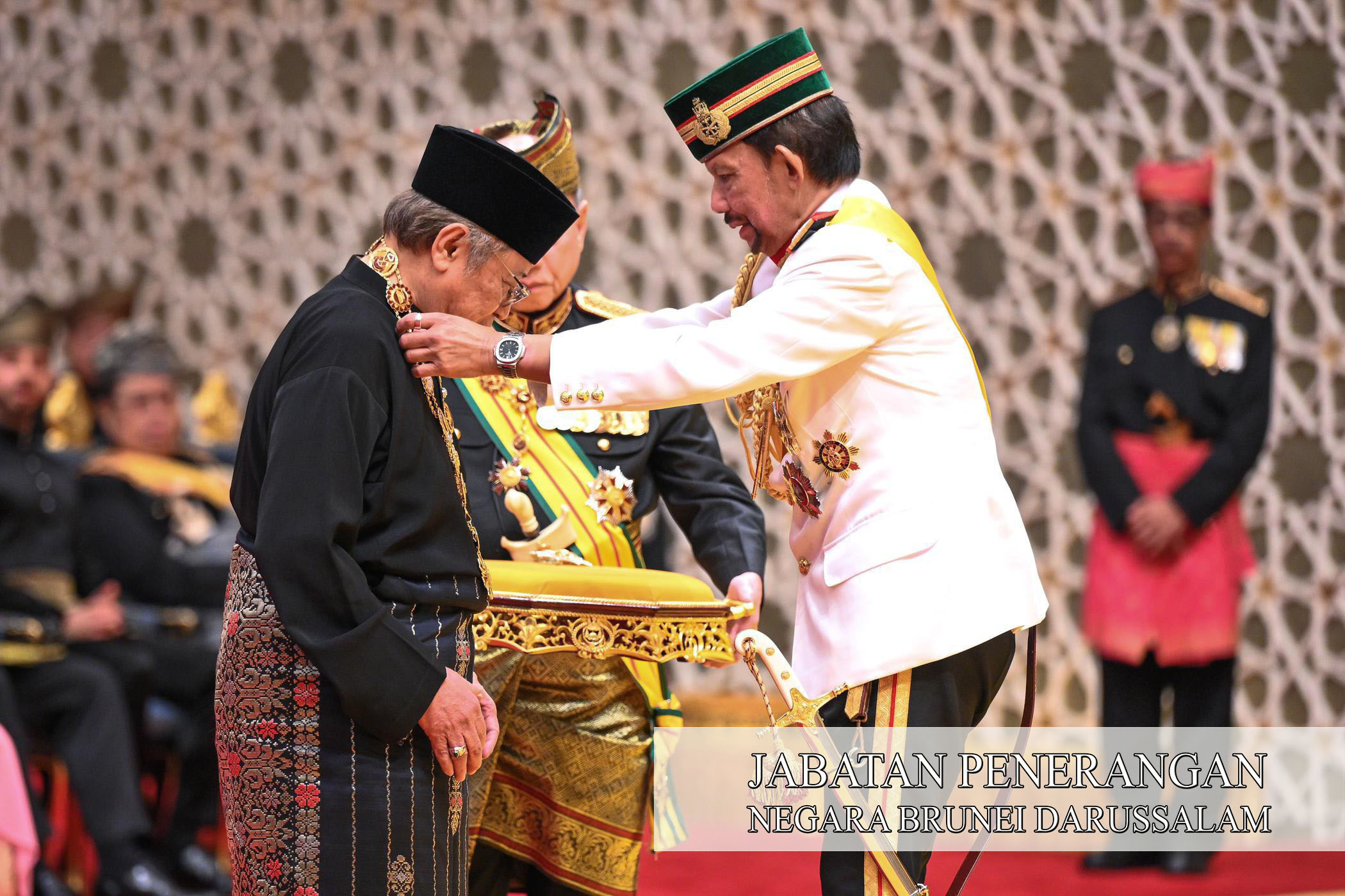 Berita JPM - 11 penerima dikurniakan Bintang-bintang Kebesaran...